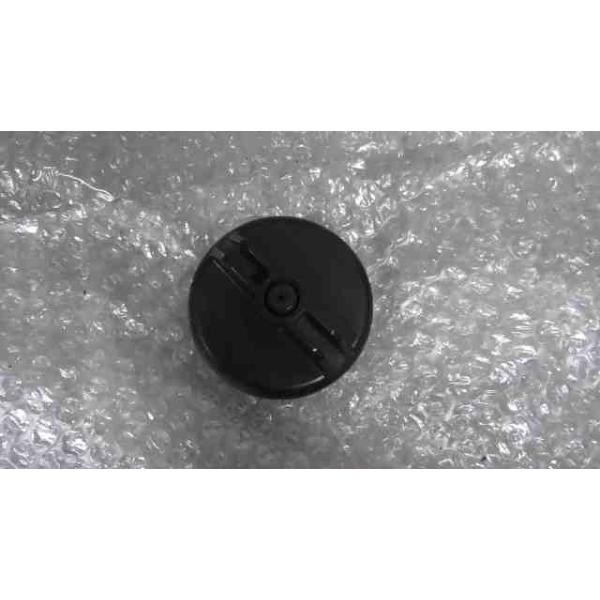 ■■レッツ５　CA47A-123xxx　の　タンクキャップ■■ 中古品です、画像をよく見て御判断下さい。<br><br>車体番号CA47A-123xxx　より外しました。<br><br>(CO...