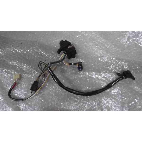 ■■レッツ５　CA47A-123xxx　の　ハンドルスイッチ■■ 中古品です、画像をよく見て御判断下さい。<br><br>車体番号CA47A-123xxxより外しました。<br><br>実動車...