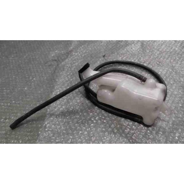 ■■CB250F　MC43-1200xxx　の　リザーバータンク■■ 中古品です、画像をよく見て御判断下さい。<br><br>車体番号MC43-1200xxx　より外しました。<br><br>...