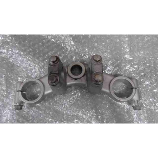 ■■KSR-I　MX050B-010xxx　の　トップブリッジ■■ 中古品です、画像をよく見て御判断下さい。<br><br>車体番号MX050B-010xxx　より外しました。<br><br>...