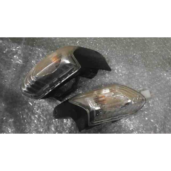 ■■カブ110　JA10-1000xxx　の　フロントウインカー左右　■■ 中古品です、画像をよく見て御判断下さい。<br><br>車体番号JA10-1000xxx　より外しました。<br><br&...