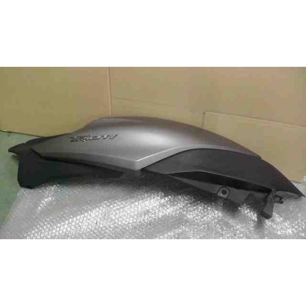 ■■トリシティ125　SEC1J-005xxx　の　ボディカバー　右　傷■■ 中古品です、画像をよく見て御判断下さい。<br><br>車体番号SEC1J-005xxx　より外しました。<br><br...