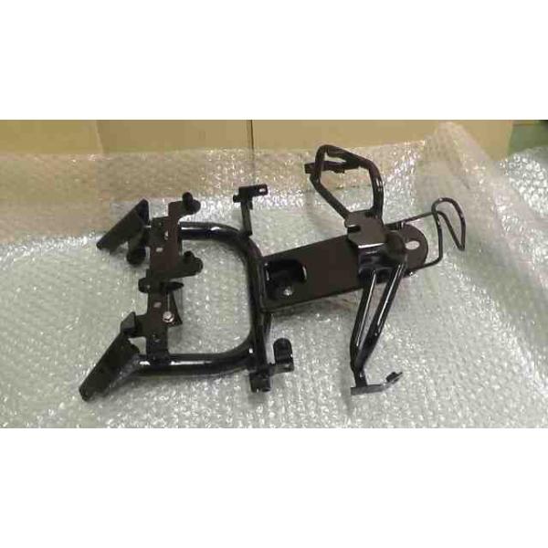 ■■トリシティ125　SEC1J-005xxx　の　ステー■■ 中古品です、画像をよく見て御判断下さい。<br><br>車体番号SEC1J-005xxx　より外しました。<br><br>(CO...