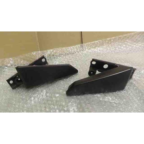 ■■トリシティ125　SEC1J-005xxx　の　タンデムステップ■■ 中古品です、画像をよく見て御判断下さい。<br><br>車体番号SEC1J-005xxx　より外しました。<br><br&g...