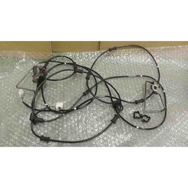 ■■トリシティ125　SEC1J-005xxx　の ABSセンサー　FRセット■■ 中古品です、画像をよく見て御判断下さい。<br><br>車体番号SEC1J-005xxx　より外しました。<br>&lt...