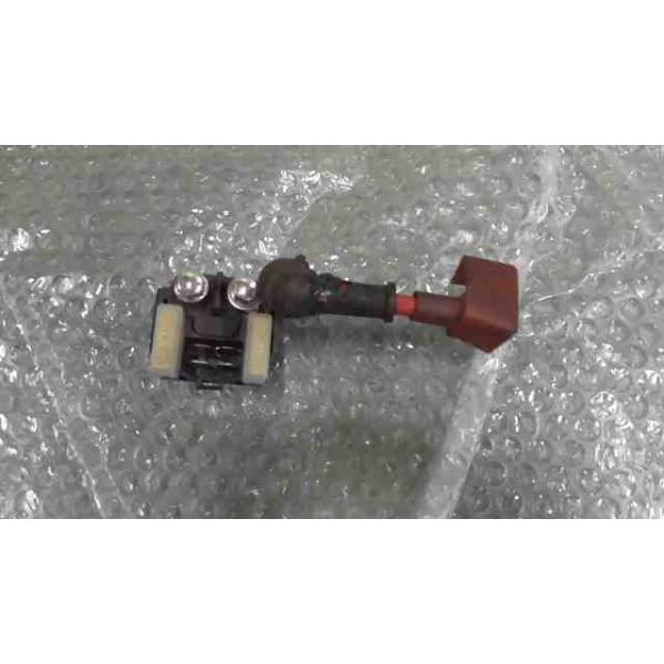 ■■YBR250　LBPPCNLD5A0000xxx　の　スターターリレー■■ 中古品です、画像をよく見て御判断下さい。<br><br>車体番号LBPPCNLD5A0000xxx　より外しました。<br>...