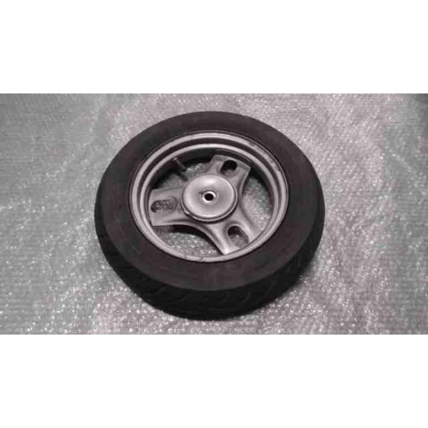 ■■ライブディオ　AF34　の　リアホイール　タイヤ付■■ 中古品です、画像をよく見て御判断下さい。<br><br>車体番号AF34-1522xxx　より外しました。<br><br>(CODE...