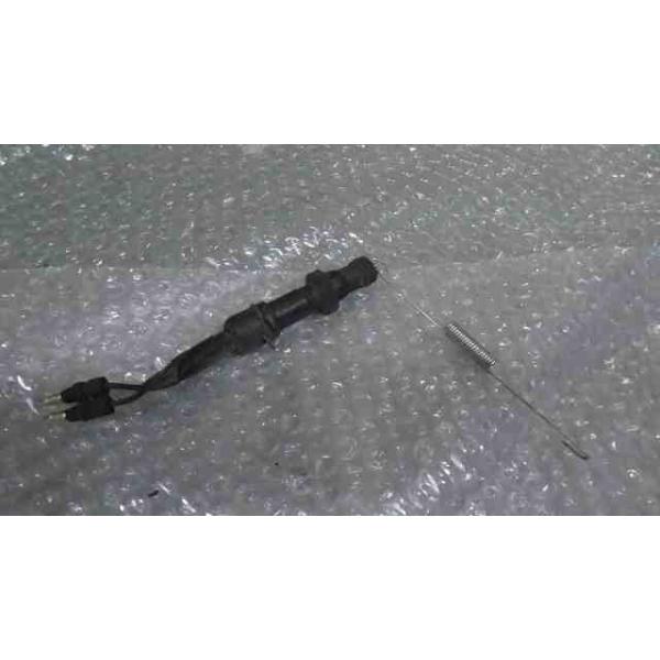 ■■クロスカブ50　AA06-1102xxx　の　ブレーキスイッチ■■ 中古品です、画像をよく見て御判断下さい。<br><br>車体番号AA06-1102xxx　より外しました。<br><br&gt...