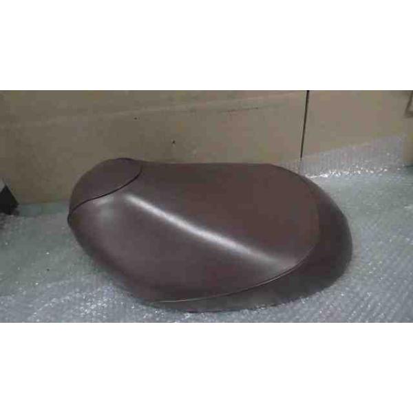 ■■クレアスクーピー　AF55-1312xxx　の　シート■■ 中古品です、画像をよく見て御判断下さい。<br><br>車体番号AF55-1312xxx　より外しました。<br><br>&lt...