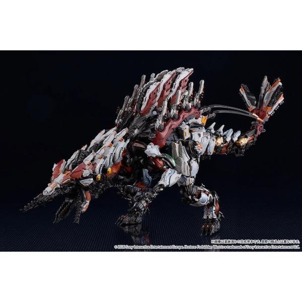 【発売日：2026年08月31日】スピノサウルス型・大型機械獣、待望のプラモデル化！世界的人気を誇るオープンワールドゲーム『Horizon Forbidden West』より、大型機械獣「スロータースパイン」がプラモデル化！・全長約390m...