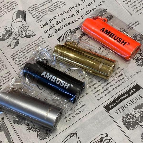 こちらはアンブッシュ風ライターケースになりますブラック、オレンジ、ゴールド、艶消しシルバーからお選びくださいおしゃれ ヒップホップ 好きにはたまらないライターケース。アクセサリー代わりに使える、ネックレスペンダントです。便利で実用性も兼ね備...