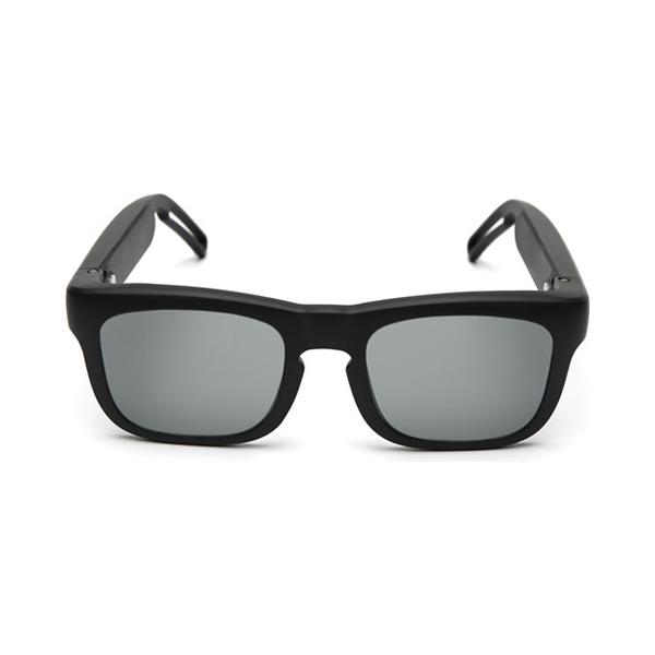 メーカー名：FUGU型式：mutricsJAN：4589490374403サイズ：約W155ｘH159ｘD52重量：約50gスピーカータイプ：マイクロスピーカー防水仕様：IP55パッケージ内容：専用充電ケーブル、メガネケース、メガネ拭き、マ...