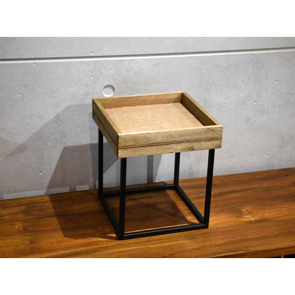 木製のサイドテーブル カフェ風 インテリア アジアン雑貨Square Side Table LOWスクエア サイドテーブル LOWコンパクトなサイズ感で使い勝手の良いサイドテーブル。ウッドの温かみと無機質なアイアンの絶妙なコンビネーション。...