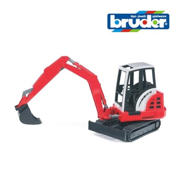 ・品番　　　：BR02432・EANコード ：4001702024321・対象年齢　：3歳から・サイズ　　：35.5×16×10.2cm・重量　　　：277g・説明　　　：SCHAEFF社の赤い小型シャベル　　　　　　　ショベル＝可動　　　...