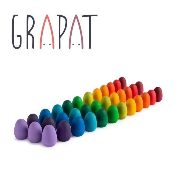 虹色のかわいいたまごたち。自由な発想でお楽しみください。メーカー：GRAPAT（グラパット）/スペインサイズ　：h35mm素　材　：木内　容　：36ピース（12色×3）年齢目安：3才以上生産国　：スペイン※ご理解ください。製品は手作業で仕上...