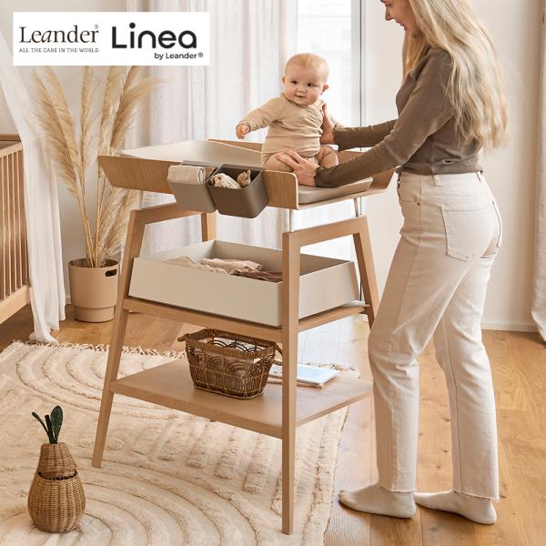 ●商品名 リエンダー リネア チェンジングテーブル●サイズ 幅67cm×奥行73cm×高さ97cm●重量 14.5kg●耐荷重 11kg●材質 ヨーロッパビーチ（ブナ）※チェンジングパッド（19800円）は別売りです。オプションにてご選択く...