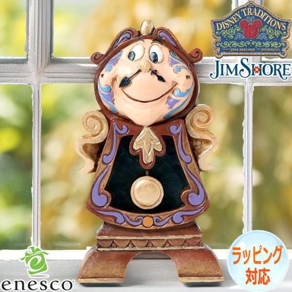 JIM SHOREが手掛けるDisney Traditionsから映画『美女と野獣』のコグスワースが登場。執事のコグスワースが城を見守る様子を描いたデザインです。生産地：中国本体：W6.4×H10.8×D3.5cm/外箱：W9×H14×D7...