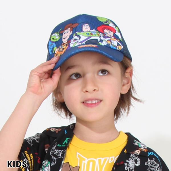 通気性に優れたメッシュキャップでスポーツやレジャー、デイリー使いにも重宝すること間違いなし！日焼けや熱射病対策に必須のキャラクター帽子♪トイストーリーのお洋服とのトータルコーデもおすすめです◎ベビーサイズ キッズ 男の子 女の子 こども 子...