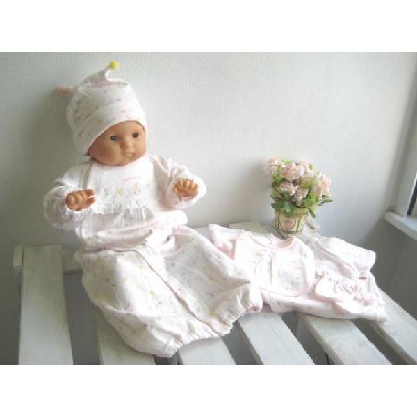 お帽子 ツーウェイオール カバーオール ミトン よだれかけ　合計5点のセット！出産祝いギフト用として、また新生児の退院用にも大活躍してくれるおすすめセットですクロネコヤマト宅急便でお届け♪生地・縫製ともに安心安全の日本製。ギフト包装も可能♪