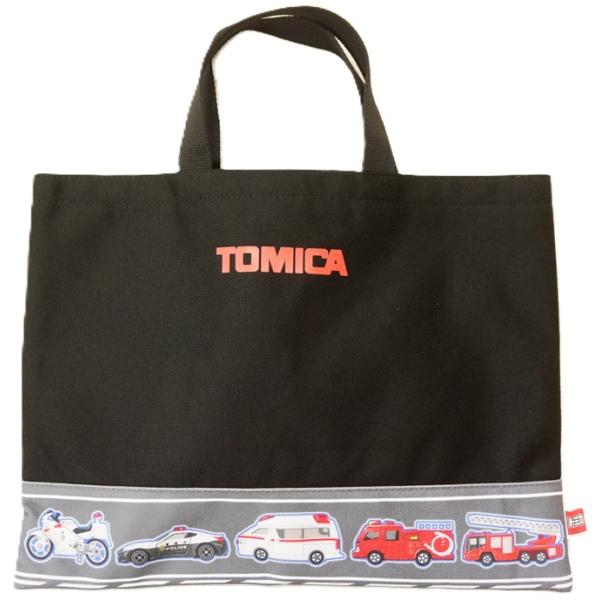 ★キャラクターレッスンバッグ★内側にお名前書けるネームタグ付き★裏地付き★材質/ポリエステル　表素材はスウェット生地★製品サイズ約/横40cm×縦30cm(持ち手除)★中国製★発売元/株式会社マルヨシ男の子レッスンバッグ　男児レッスンバッグ...