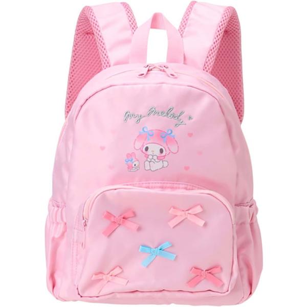 ★サンリオリュックSサイズ★女の子らしく可愛いリュックです★胸元ストッパー付きで肩紐ズレ防止★内側におなまえスペース付き★肩ベルトに反射素材付き★メッシュ素材の背面クッション、　肩ベルトクッション付き★メインファスナーはW開閉式★ずれない底...