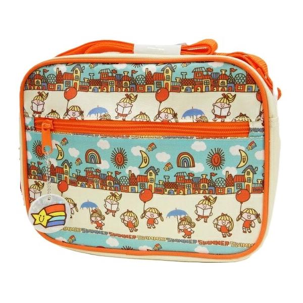 ★キャラクター通園ショルダーバッグ★商品サイズ(約)/23cm×約18cm×10cm★小物が出し入れしやすいアウトポケット付き★材質/ポリエステル★中国製★発売元/アートウェルド株式会社