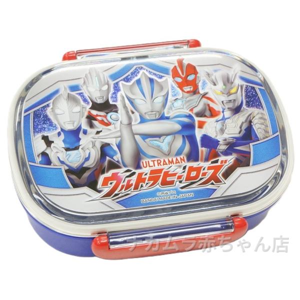 ★2026年7月放映開始のウルトラマンテオ★テオのほか、前作のオメガ、ゼロ、ゼット、オーブと　歴代のウルトラマンが大集合した豪華仕様です★銀イオンAG+で抗菌！・使用抗菌剤の種類/銀等無機抗菌剤★食洗機使用可能★フタを外して電子レンジ使用O...