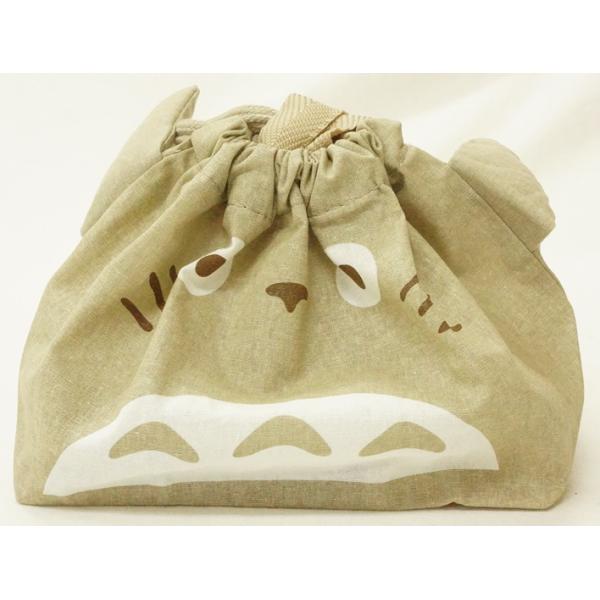 ★お弁当箱を入れるのに便利な巾着袋　かわいい耳付きタイプです★小物入れや小分け袋など用途の幅広い製品です★製品サイズ(約)/27cm×16cm×12cm★素材/袋(綿100％)、持ち手(ポリプロピレン)★中国製★発売元/スケーター株式会社【...
