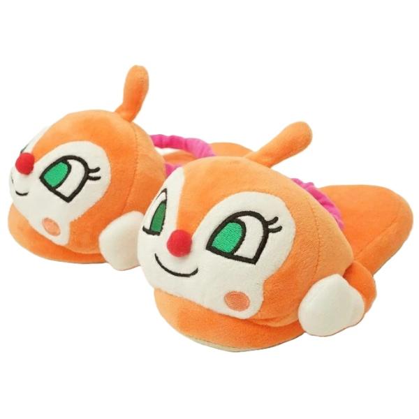 ★ドキンちゃんのとってもかわいい、　マスコット付きルームシューズ★もちっとしたやわらかな生地で、　お子様の足を包みます★底面にパタパタ音の軽減に配慮した、　ポリエステルスエード生地を使用★主素材/ポリエステル★適応サイズ/14〜16cm程度...
