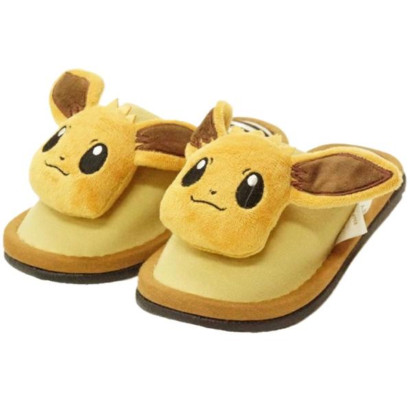 ★イーブイのとってもかわいい、　マスコット付きルームシューズ★かかと部分には足が痛くないようにクッション入り★主素材/PVC・ポリエステル★適応サイズ/18〜20cm程度★中国製★発売元/ニッポンスリッパ株式会社子供用スリッパ キッズ用スリ...