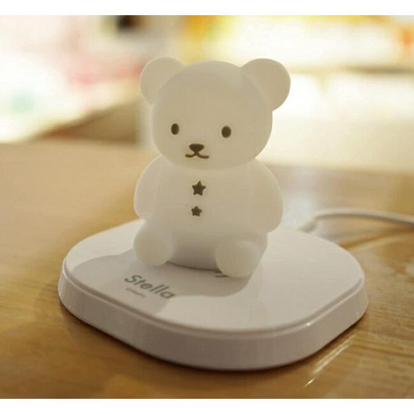 ★Qi対応ワイヤレス充電器付きの　シリコン製の光るフィギュアです。★柔らかいシリコン製の小さなライトで大きな癒しを★使い方は簡単、充電器の上に置くだけ！　スタンドから出る微量な電磁波を電力に換えて光ります。　ワイヤレス充電器は携帯をチャージ...