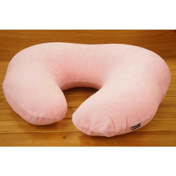 ★洗えるらくらくクッション、丸洗いできるのでいつも清潔安心です。★中綿はテイジンクリスターECO　豊かなクッション性を持つ機能繊維。　★赤ちゃんのお座りの練習に！出産後の円座クッションに！　授乳の時、ママもラクラク！　アイディア次第で様々な...