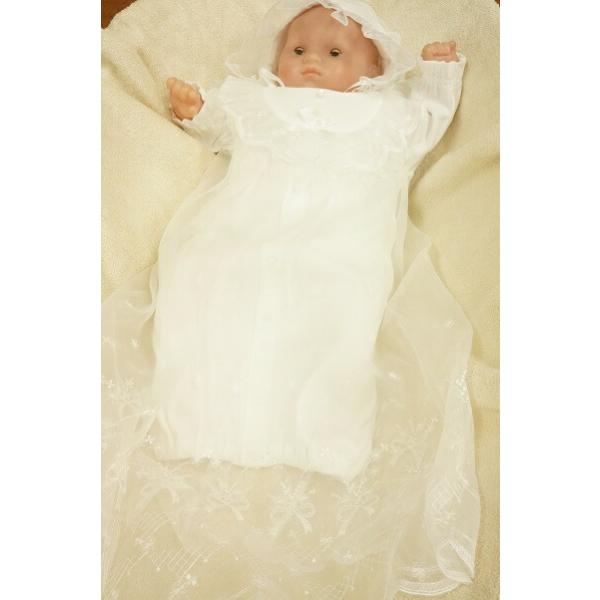 　〜*〜*〜*Ceremony dress*〜*〜*〜★上品な小花とブーケ刺繍柄のチュールは、　取り外し可能です。（ノースリーブ）★胸元のフリルは大き目なので、赤ちゃんのお顔が　よりいっそう華やかになります。★コート丈は、約59cm★スムー...