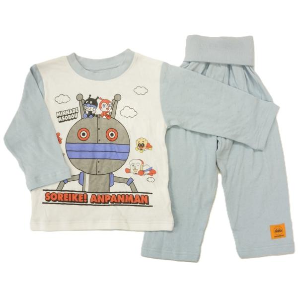 小さな子供も大好き！アンパンマンシリーズ男の子に人気のだだんだんの大きなプリントパジャマです。★本体はコットン100％★接結ニット★はかせやすい後ろマチ付きパンツ　ズボン裾に 前がわかるマーク付き　お泊りに便利な、なまえネーム付き　寝冷え防...