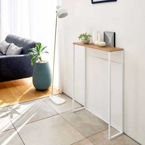 ・ブランド：YAMAZAKI（山崎実業）/日本・ジャンル：コンソールテーブル・主な素材：スチール 粉体塗装（本体）/天然木化粧繊維板 ラッカー塗装（天板）・生産国：中国・サイズ：約W600xD185xH805mm（本体）/約W570xD18...