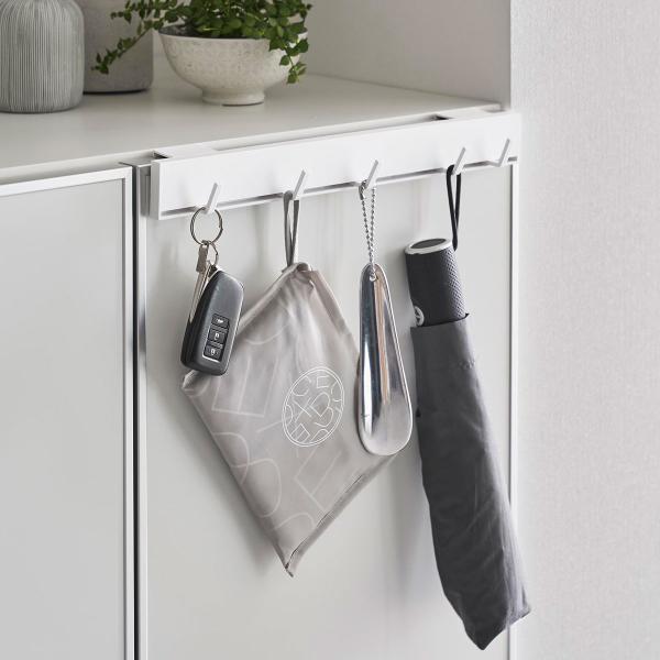 ・ブランド：YAMAZAKI（山崎実業）/日本・ジャンル：フック・主な素材：ABS樹脂（本体、ハンガー）/PET-G樹脂（フック）・生産国：中国・サイズ：約W350xD32xH40mm（本体）/約W350xD57xH40mm（ハンガー使用時...