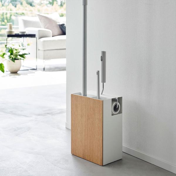 ・ブランド：YAMAZAKI（山崎実業）/日本・ジャンル：クリーナーツールオーガナイザー・主な素材：スチール 粉体塗装 天然木積層合板　・生産国：中国・サイズ：約W200xD127xH280mm・内寸サイズ：約W75xD50xH180mm（...