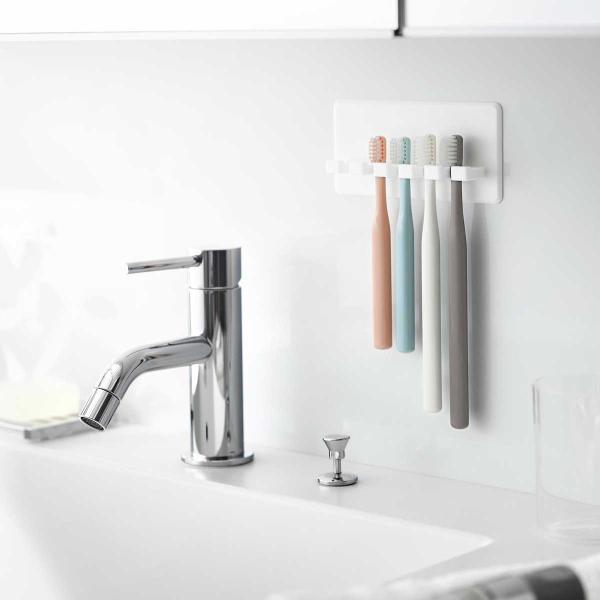 ・ブランド：YAMAZAKI（山崎実業）/日本・ジャンル：歯ブラシスタンド・主な素材：シリコーンゴム・サイズ：約W130xD23xH60mm・内寸サイズ：約W7x10mm（ホルダー部1つあたり、有効収納奥行約D15mm)・重量：約40g・耐...