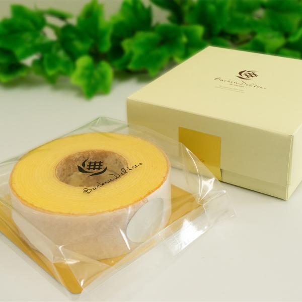 【発売日：2021年10月01日】●品名：さやま菓乃輪　バウム●アレルギー表示(特定原材料等28品目)：乳、小麦、卵、大豆●賞味期限：60日（商品到着時、残り55日程度）●保存方法：冷暗所●ギフトボックスサイズ：タテ15ｃｍ×ヨコ15ｃｍ×...