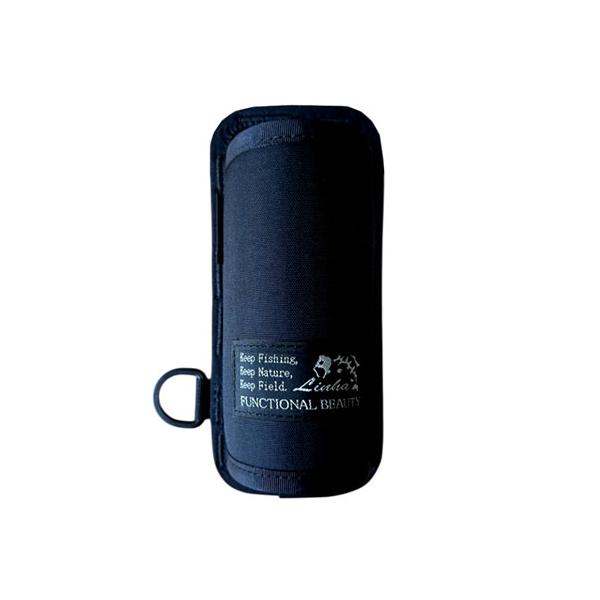 リーニア　マルチツールホルダー　CL-80■サイズ：W8cm×H18cm・シャフト径5.5cmまで　※一部特殊な形状のものは入らない場合がございます。■カラー：BLACK、KHAKI★ランディングネットやギャフなどの長尺ものを収納、携帯する...