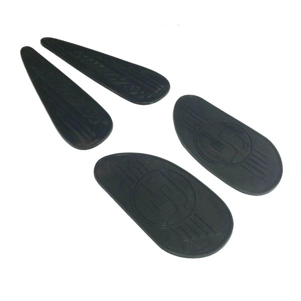 SOUTHER/サウザーフェンダーステップラバー　サウザー395用　品番48089◆サウザー395トレーラーに使用しているステップラバーです。　４枚１セット（１台分）