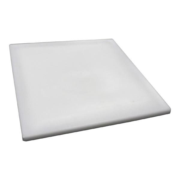 トランサムボードへ船外機を取り付ける際の補強板としてご使用できます。■サイズ：上辺390×下辺350×高さ330mm■厚み：15mm