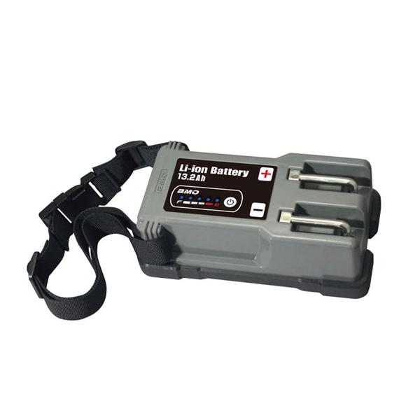 BMO JAPANリチウムイオンバッテリー　13.2Ah　(バッテリーのみ)　10A0007◆セット内容：バッテリー本体、ベルト、取扱説明書、保証書◆本体サイズ（W：D：H（mm）209：112：70.5◆重量（kg）:1.5◆防水レベル:...