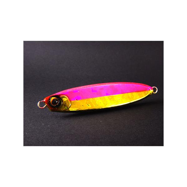 ベイスはその名の通り、ベイジギングにおける基点となるメタルジグです。絶妙な縦横比で設計されたセンターバランスタイプのボディはサミングの強弱によってミディアムスピードのスライドフォールから、潮流に負けない直線的なフォールまで容易にコントロール...