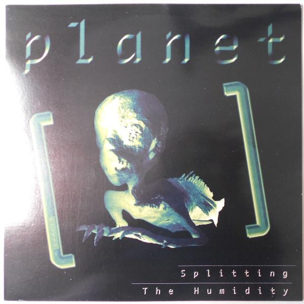 他のサイトでも販売しておりますので、ご注文をいただきましても在庫切れのことがございます。その場合に『マイナス評価』を付けるお考えの方、『ネガティヴなレビュー』を書くお考えの方は注文はご遠慮ください。新品のLPレコードです。この商品は検盤して...