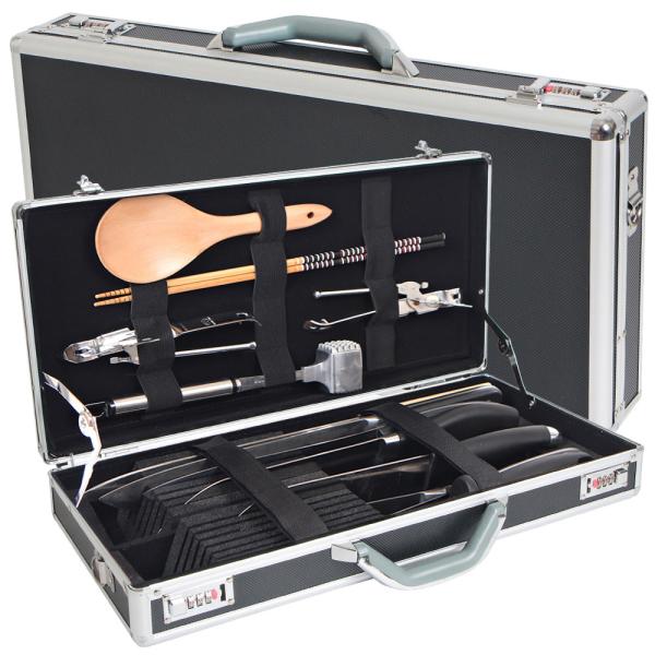 【商品詳細】・サイズ：外寸：560×270×85mm/内寸：540×260×46(蓋28)mm・素材：アルミ/プラスチック/MDF/ポリエステル・注意書き：モニター発色の具合により、実物とは色合いが異なる場合がございます。　※測り方によって...