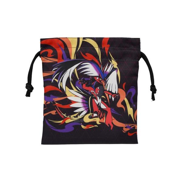 こちらの商品はポスト投函便にて発送する為、代引き決済には対応しておりません。ポケモン オフィシャルショップ ポケモンセンターのオリジナル商品！コライドン・ミライドンがデザインされた巾着だよ。気分に合わせて絵柄を楽しめるリバーシブルタイプだよ...