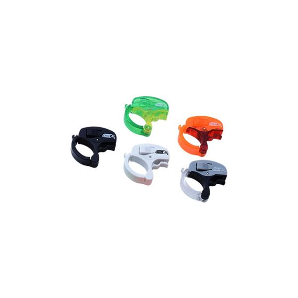 長くてジャマなコードなどをワンタッチでひとまとめにできる「ケーブルクリック ミニ 5個組」です。はずすのも簡単。だから、よくつけはずしするものに最適です。 アイロン、ドライヤー、ジューサー、家庭用ゲーム等のコードに。便利なケーブルクリックで...