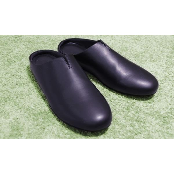 『B-TR ROOMMATE』は、姿勢改善用の室内履きサンダルです。二足歩行に大切な『足裏の３支点』に高さがある事で、どなたでも足裏のアーチを築く事が可能です。骨盤位置が安定・正しい位置にコントロールされる事から、姿勢の悪化を防ぐと共に、足...