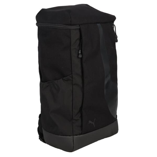 カラー：01/プーマブラック素材：ポリエステル 100％容量：約30L特徴：使いやすさと快適性を兼ね備えた汎用性の高い30Lのバックパックです。メインのコンパートメントの開口部がファスナーで大きく開くので物の出し入れもスムーズ。背面部分には...